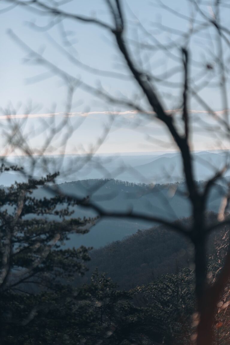 11 Fantastic Hiking Trails in Helen, Georgia
