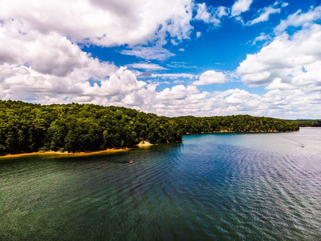 15 Best Lakes in Georgia You Need to Explore in 2026 - Road Trip Roaming
