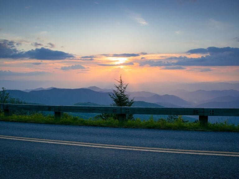 35 Must-Do Adventures on the Blue Ridge Parkway (2025)