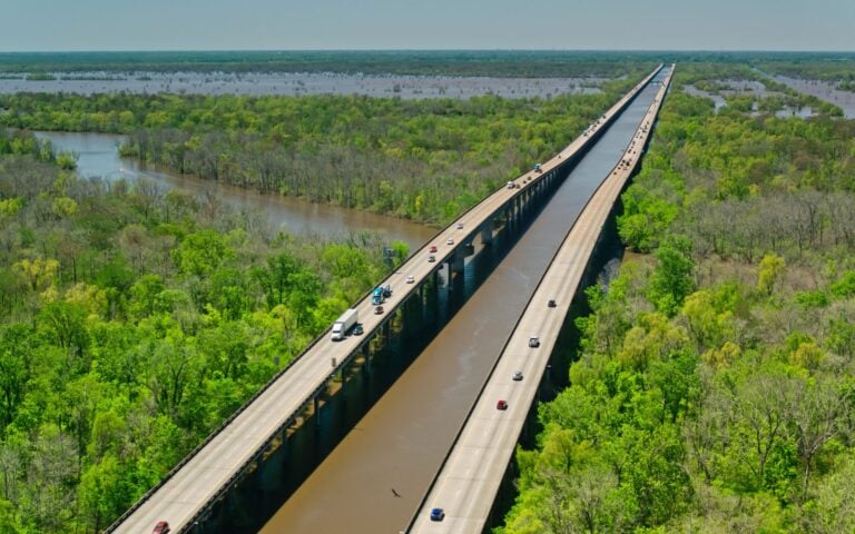 13 Longest Bridges in the USA: Top Engineering Marvels - Road Trip Roaming