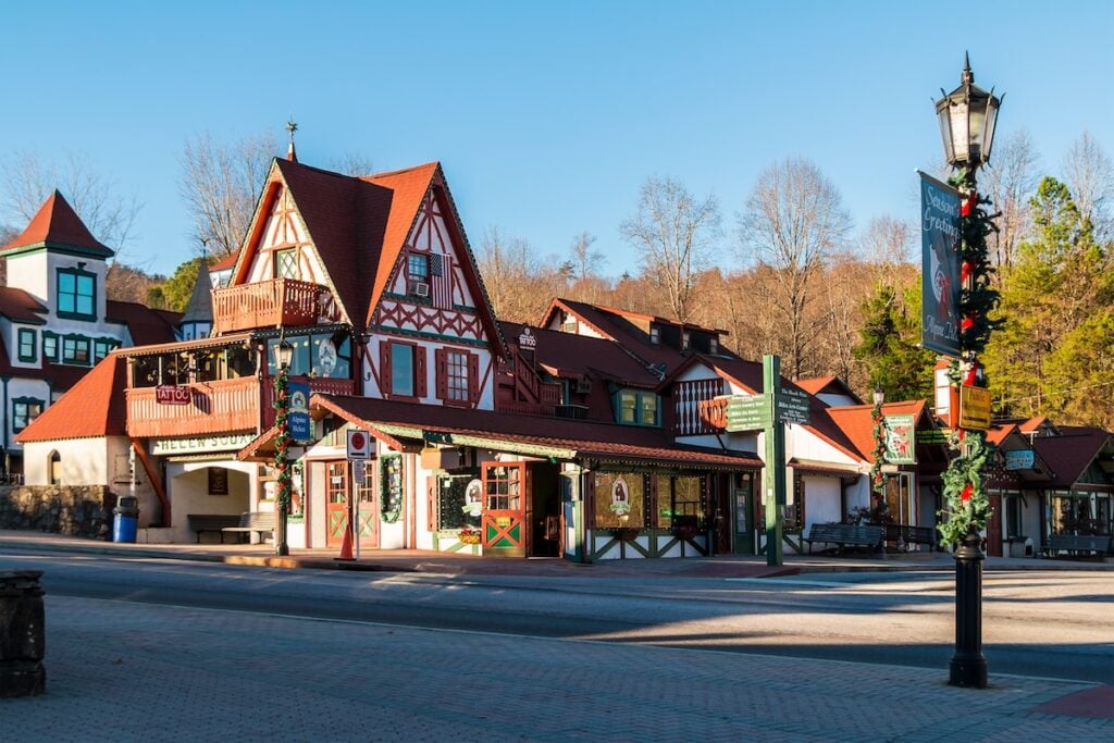 12 Beautiful Wineries near Blue Ridge, Georgia (2025)