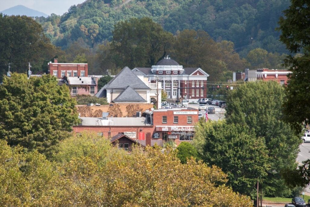 15 Fun Day Trips from Chattanooga, Tennessee