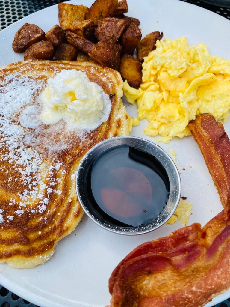 25 Best Places to Eat in Chattanooga, Tennessee for Foodies and Travel ...