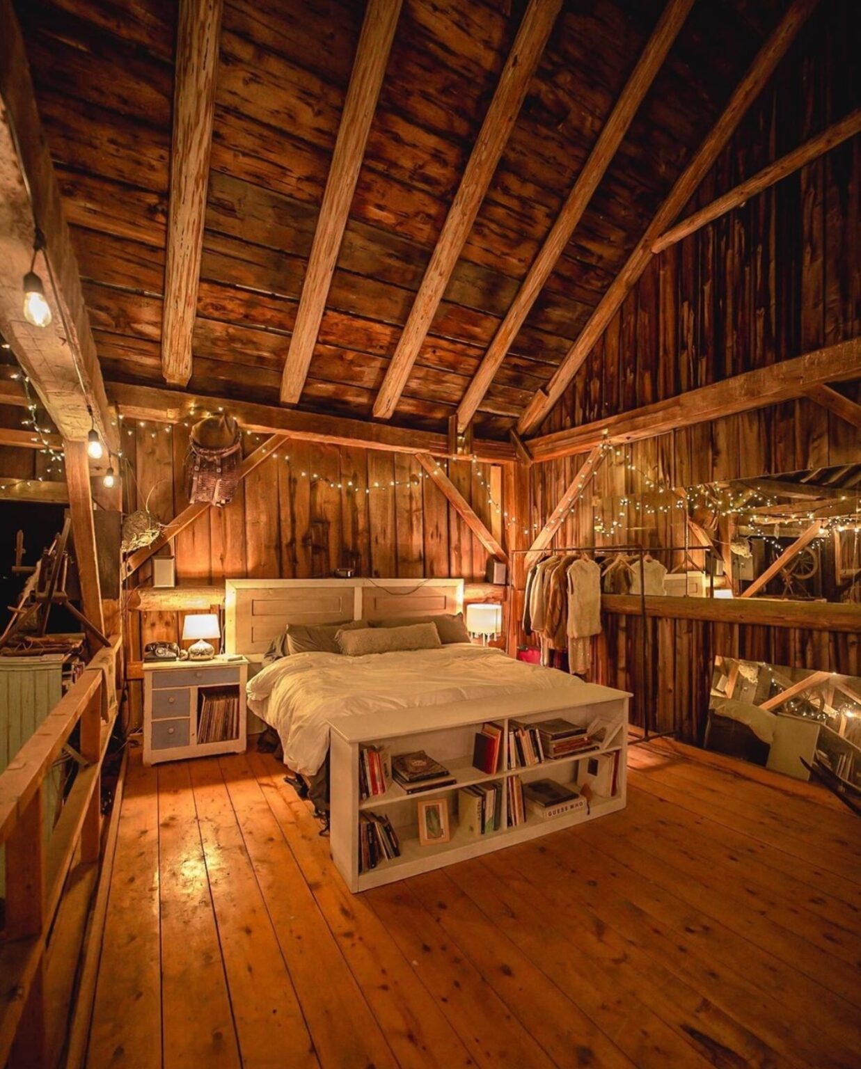 15 Jaw-Dropping Cabins Perfect for a Cozy Weekend Getaway