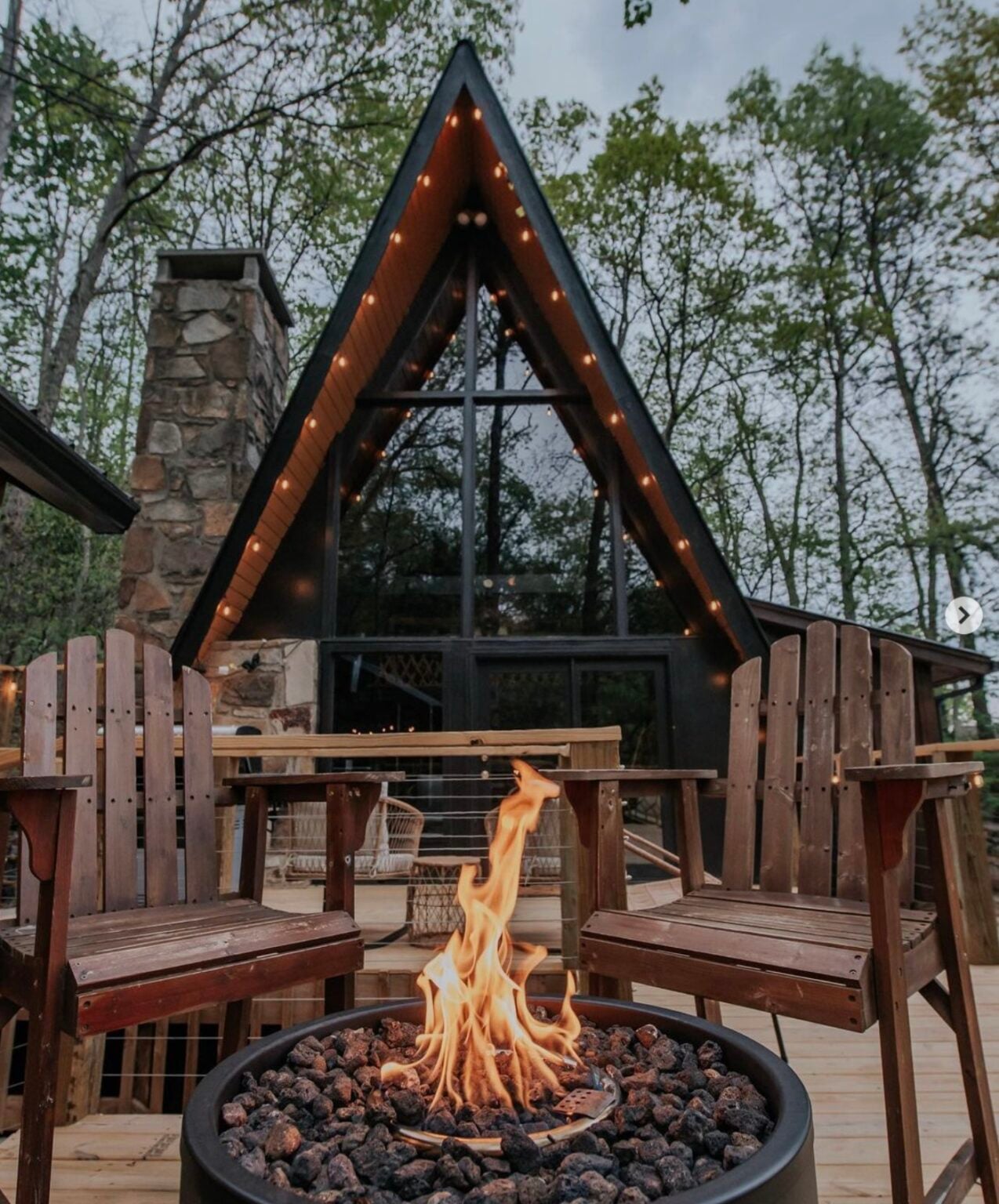 15 Jaw-Dropping Cabins Perfect for a Cozy Weekend Getaway