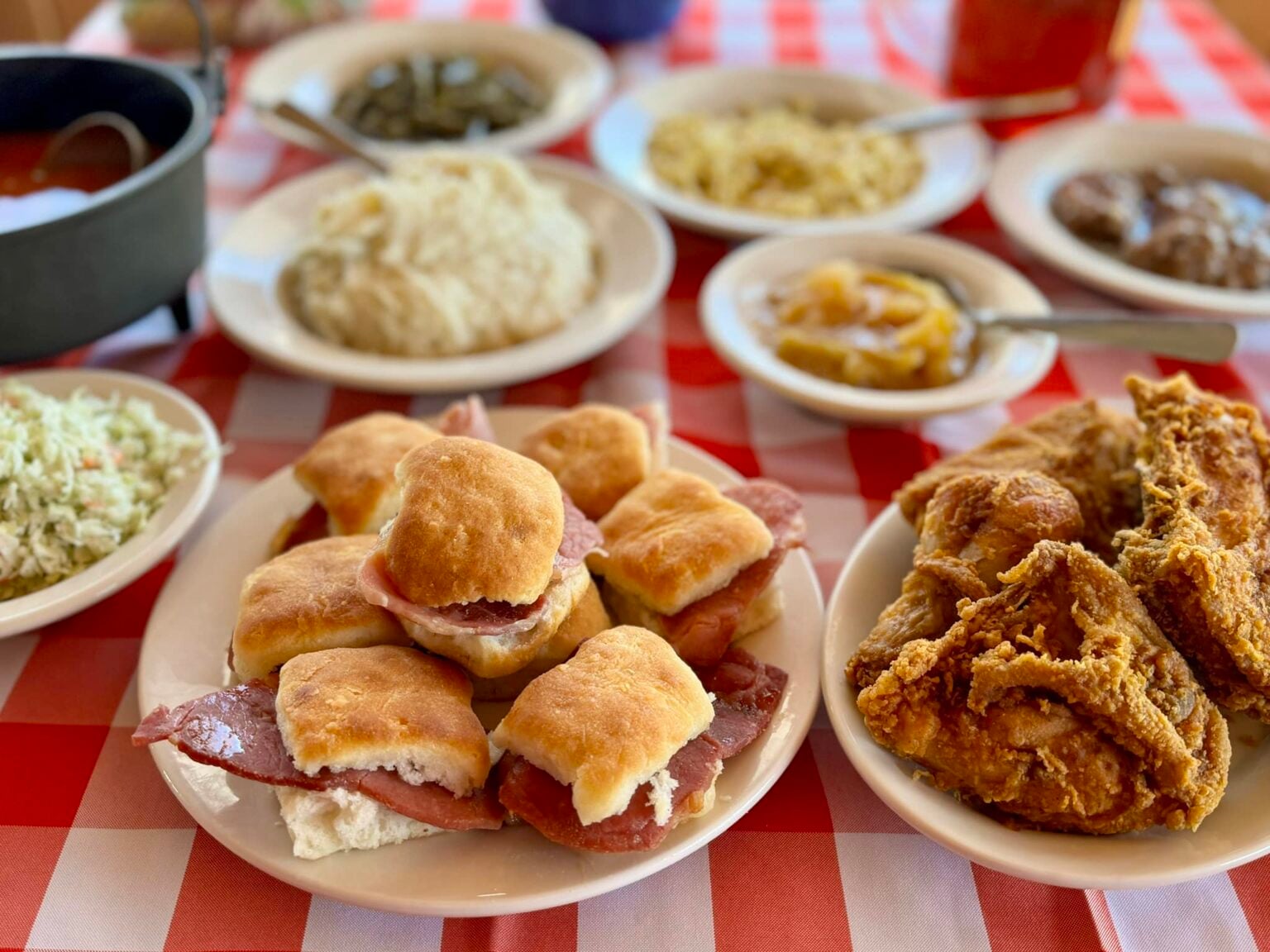 15 Best Restaurants and Bars in Boone, North Carolina - Road Trip Roaming